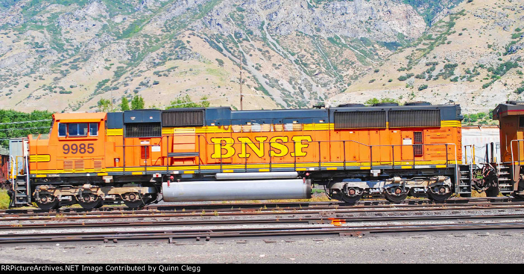 BNSF 9985